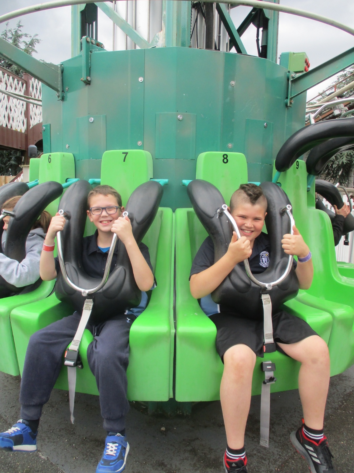 Offenham CE First School - Drayton Manor 2024