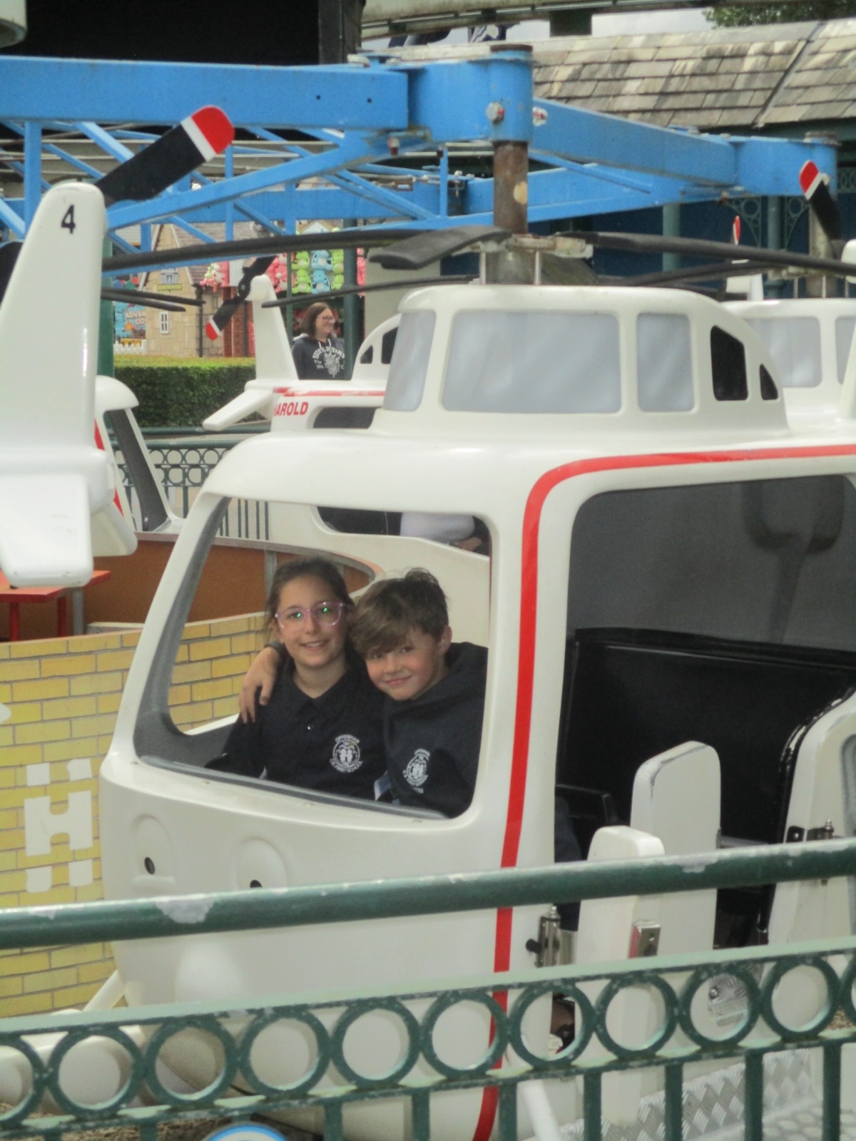 Offenham CE First School - Drayton Manor 2024